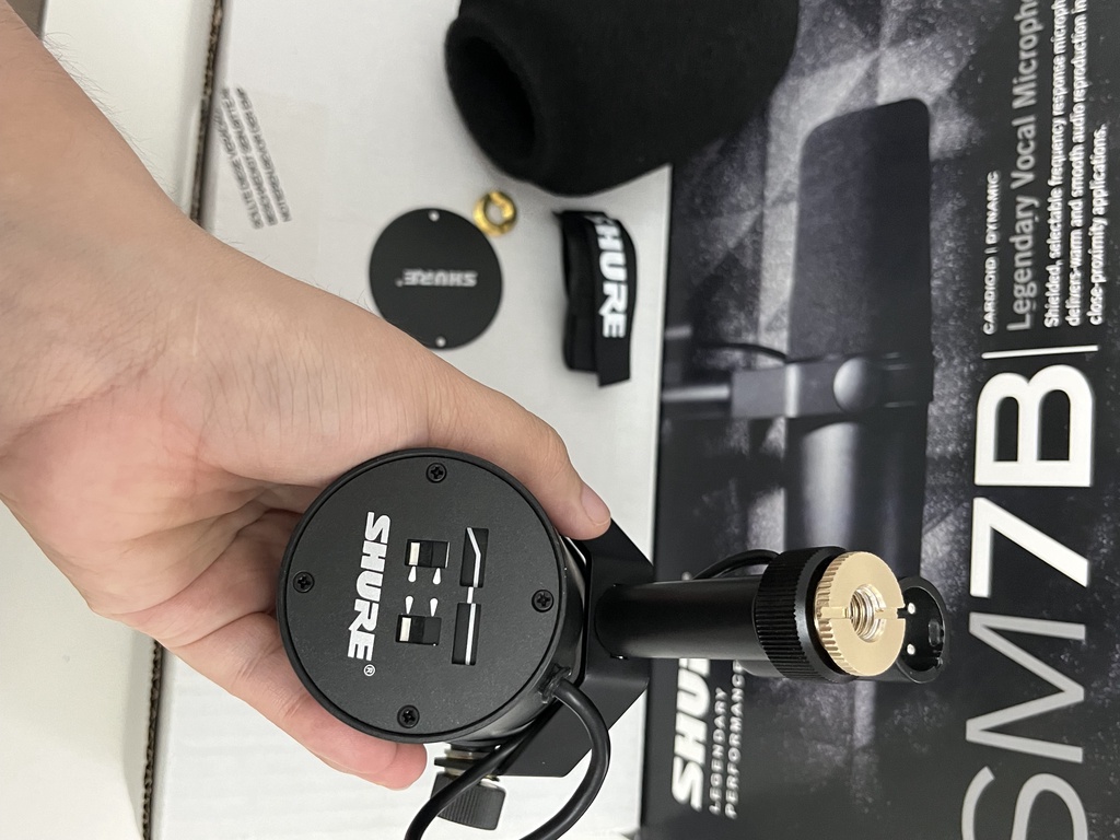 SM7B Cardioid Dynamic Microphone Studio Selectable Frequency Response ...