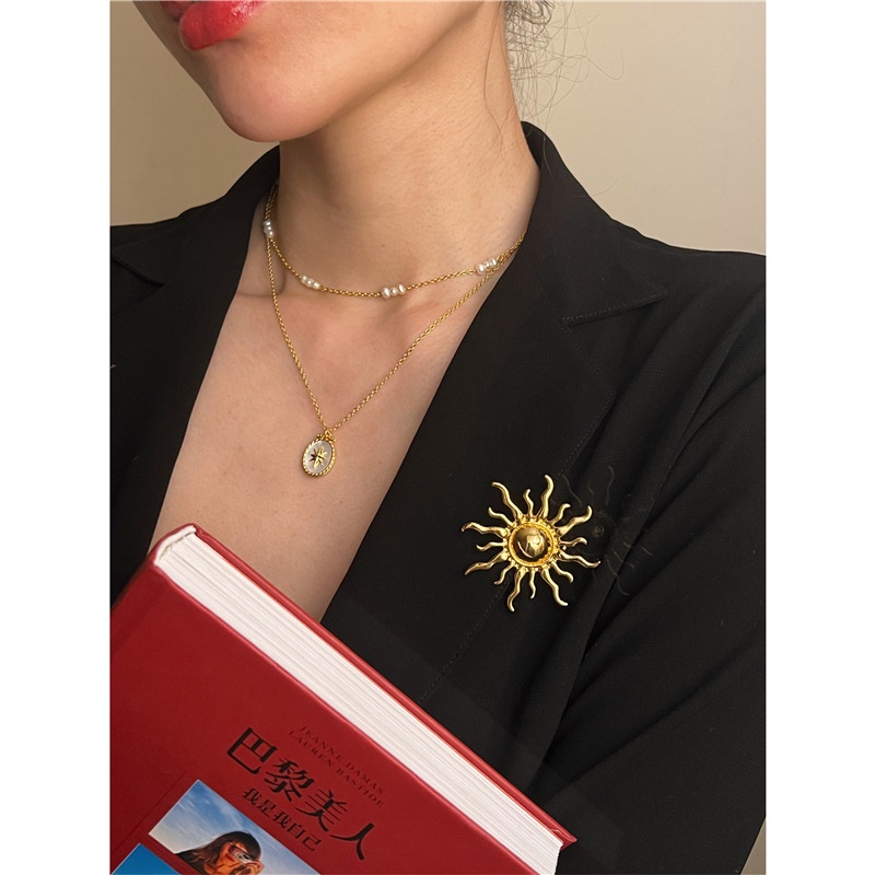 Antique Jewelry Fashion Golden Sun God Brooch for Women Men Coat ...