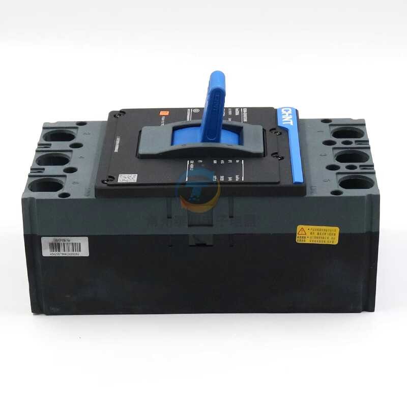 Chint plastic shell circuit breaker Kunlun NXM-630S 500A 630A 3P three ...
