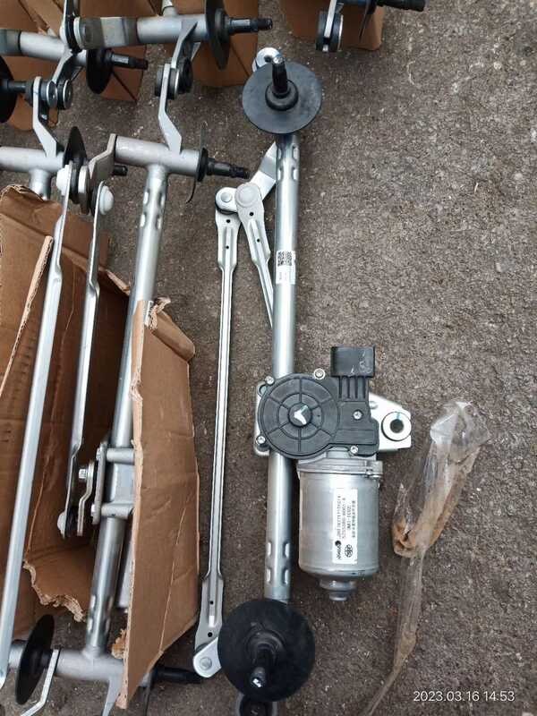 FAW Besturn E05 Electric Car New Energy Wiper Linkage Rod Wiper Motor ...