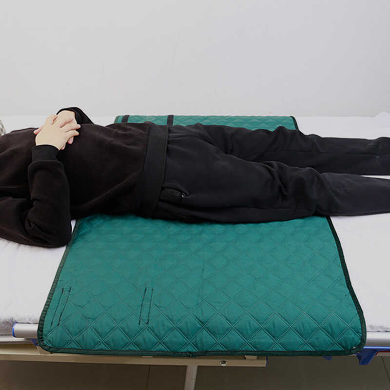 Bedridden Elderly With Urinary Skirt, Adult Bedwetting Prevention Care ...