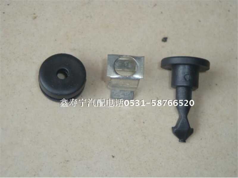 Adapt to the old Jetta Wang partner, spring avant-garde cover buckle ...