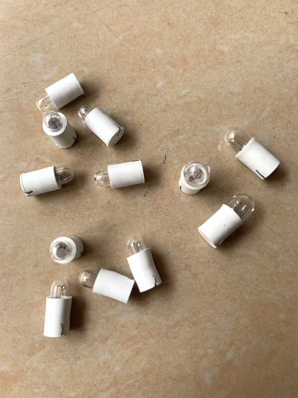 Japanese small bulb indicator light DC light 28V40mA 60mA, please take ...