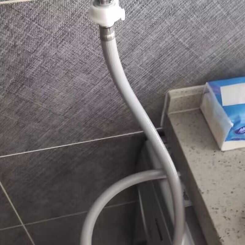 About the blast hose, inlet house thick, universal expansion water ...