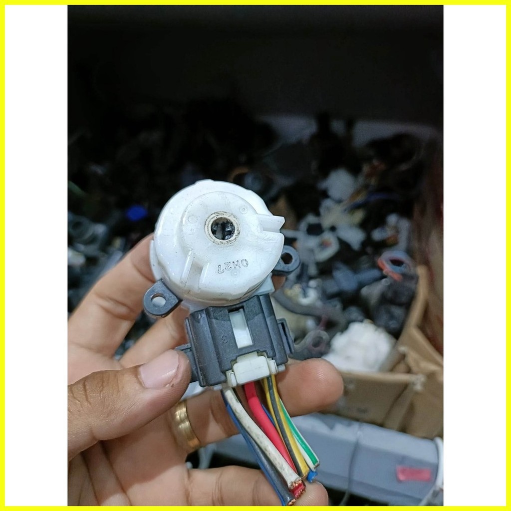 SURPLUS Ignition Switch for DA17 DA64V DA64W Multicab Transformer Van ...