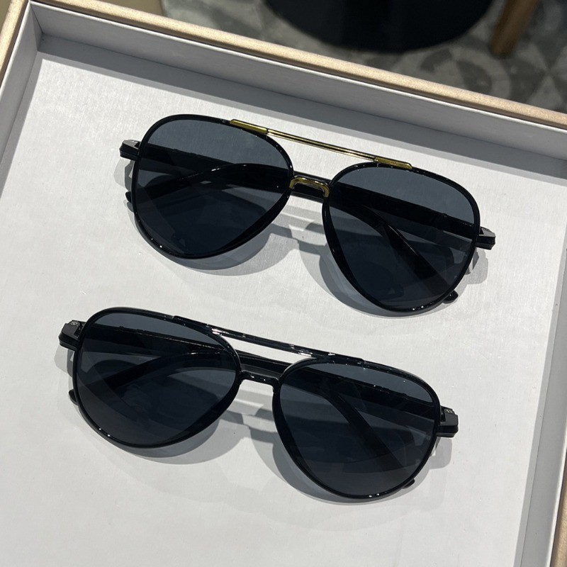 Aviator Sunglasses for Men & Women -UV400 Classic Retro Pc Frame for ...