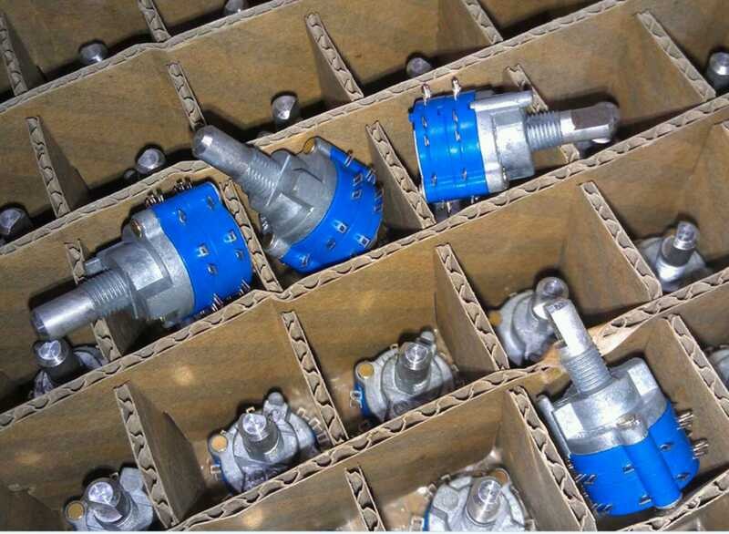 Japanese ALPS Alps SRRN band rotary switch to toggle switch 2-layer 2 ...