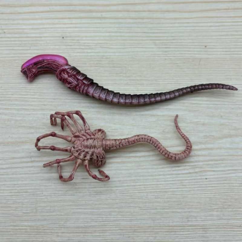 Authentic Bulk 1/6 Model Iron Blood Warrior Alien Contract Larvae Face ...