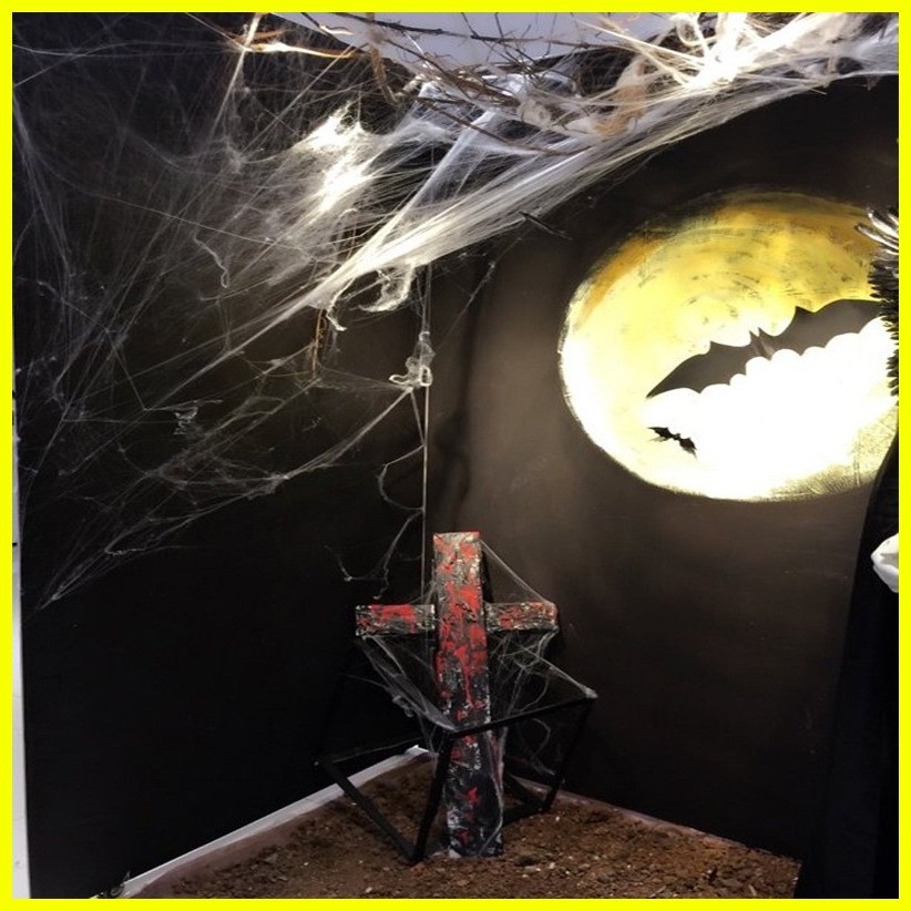 Artificial White Spider Web Halloween Party Decoration with 2 Spiders ...