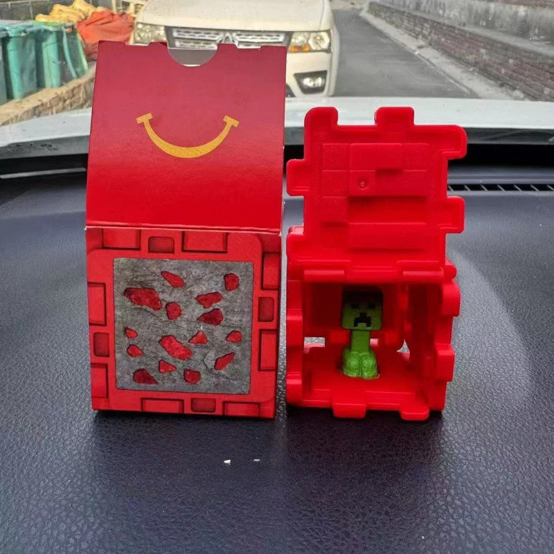 McDonalds Minecraft Movie Happy Meal Toys Mcdo Minecraft Movie Toys ...