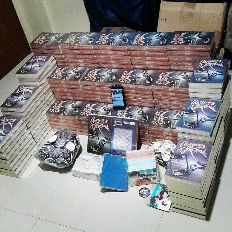 University Series: Avenues Of The Dia By 4Reuminct [Signed] | Shopee ...