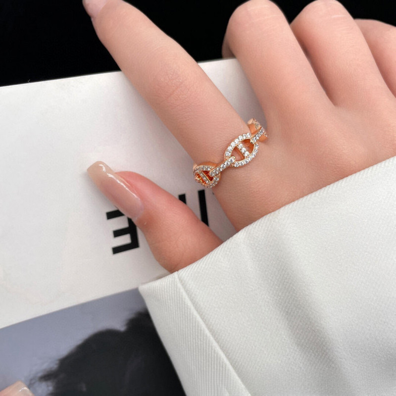 Classic Titanium Steel Ring Ladies Light Luxury Letter H Ring Fashion ...