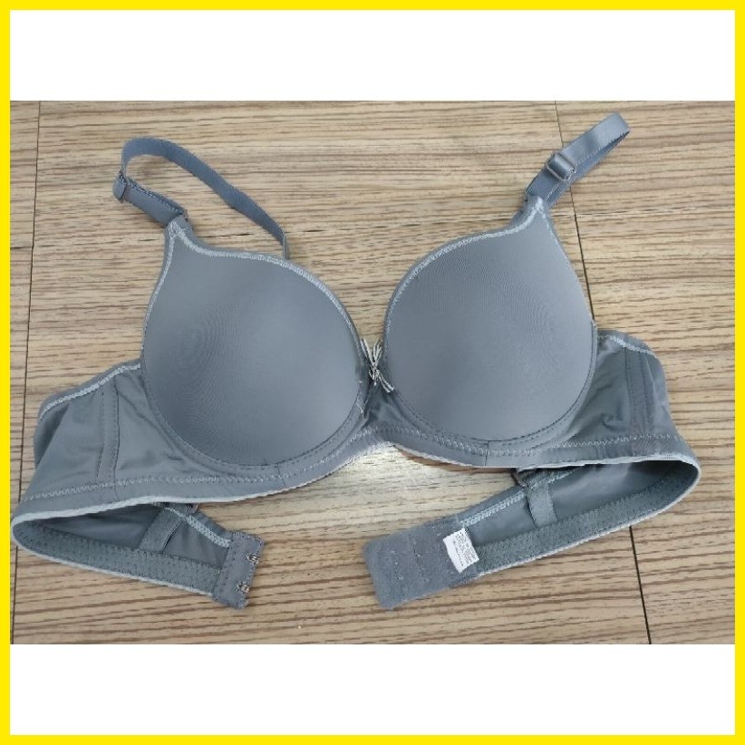 ∱ Semi padded tshirt bra style bra with wire onhand sizes 34 to 38 capA ...