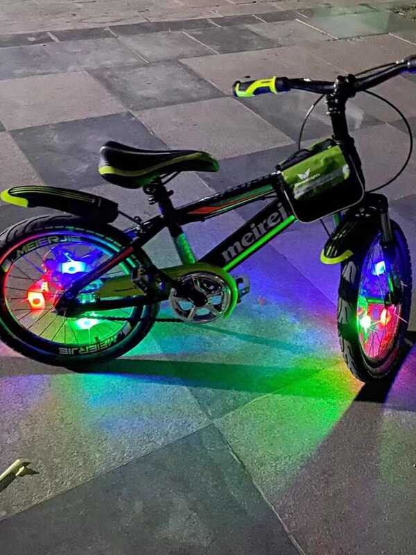 Children's Bicycle Riding Tire Small Accessories Running Horse Hub ...