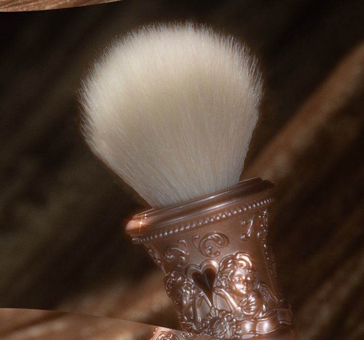 In stock Flower Knows Little Angel Blush Brush Fluffy Soft and Portable ...