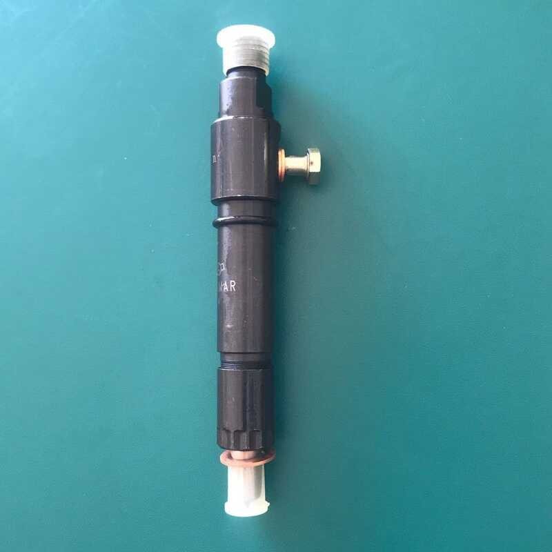 Japanese Yangma CY1105/YC1115 single cylinder diesel engine injector ...
