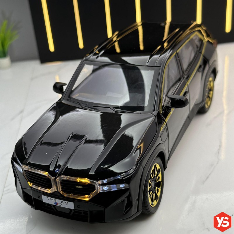 1:24 Scale Diecast The New BMW XM Alloy Metal Car Model,Lights Up ...
