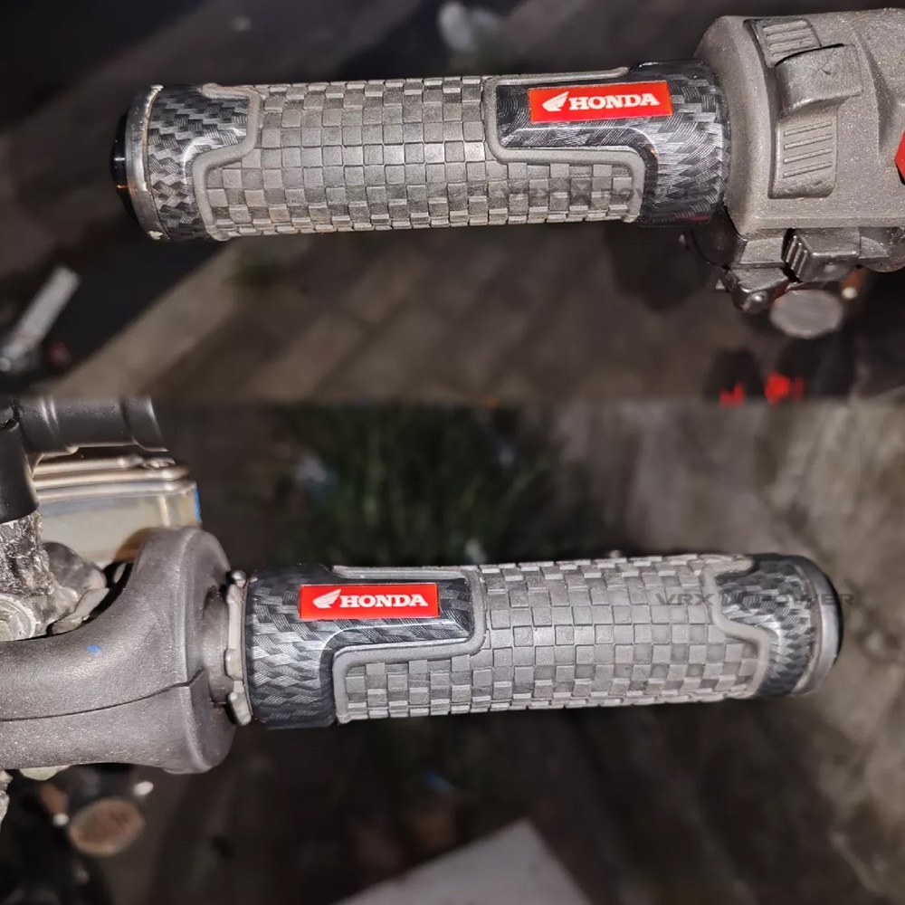 For HONDA Motorcycle Throttle Handlebar Grip Carbon Fiber Pattern Hand ...