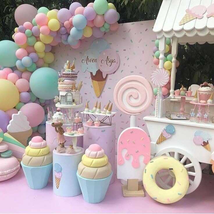 Pagdiriwang mga partido Balon Birthday nakatakda tanawin na may balon ...