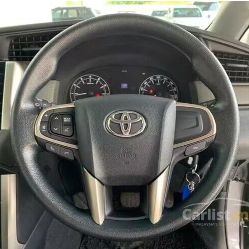 Handsewing Black Carbon Fiber and Perforated Artificial Leather Car ...