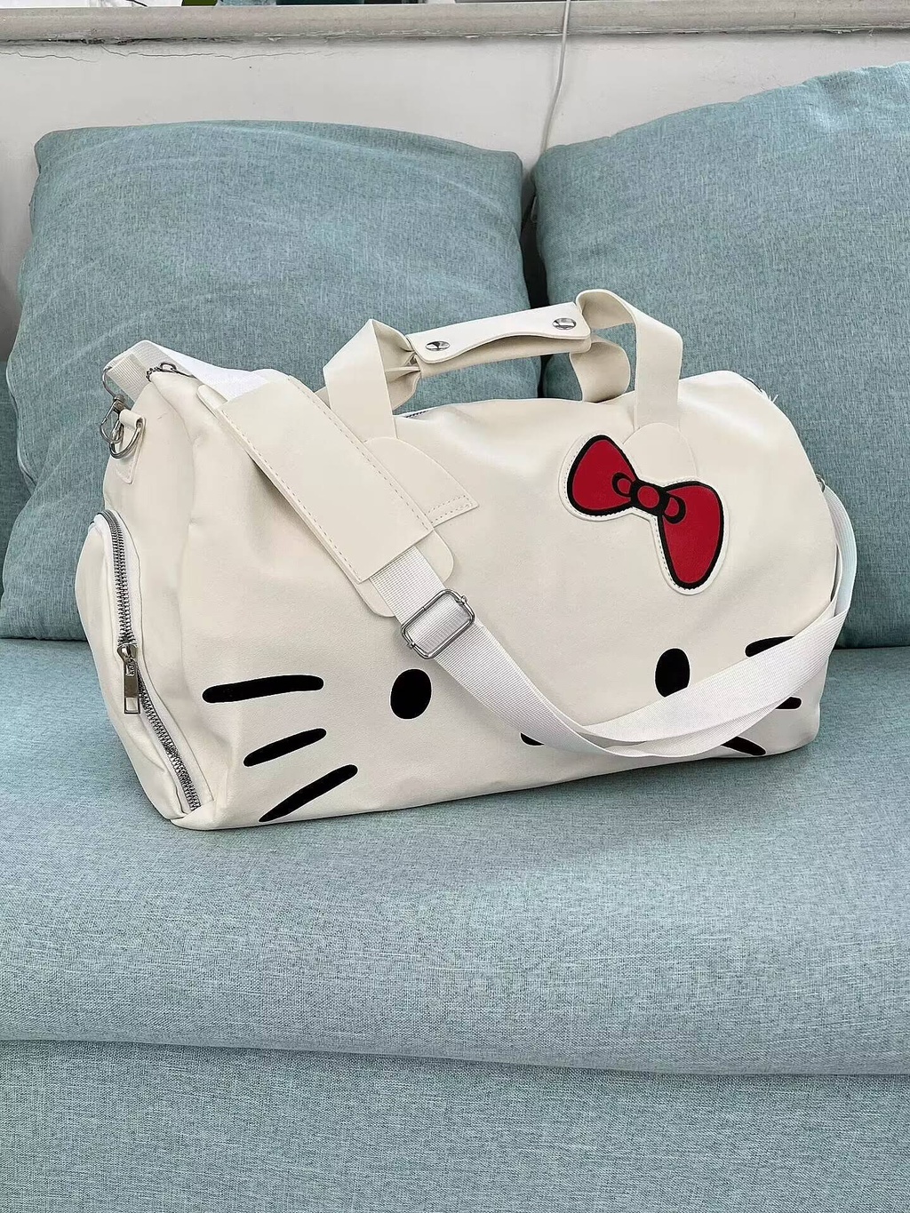 Ready stock Cartoon cut big bag one shoulder bow Hello Kitty portable ...