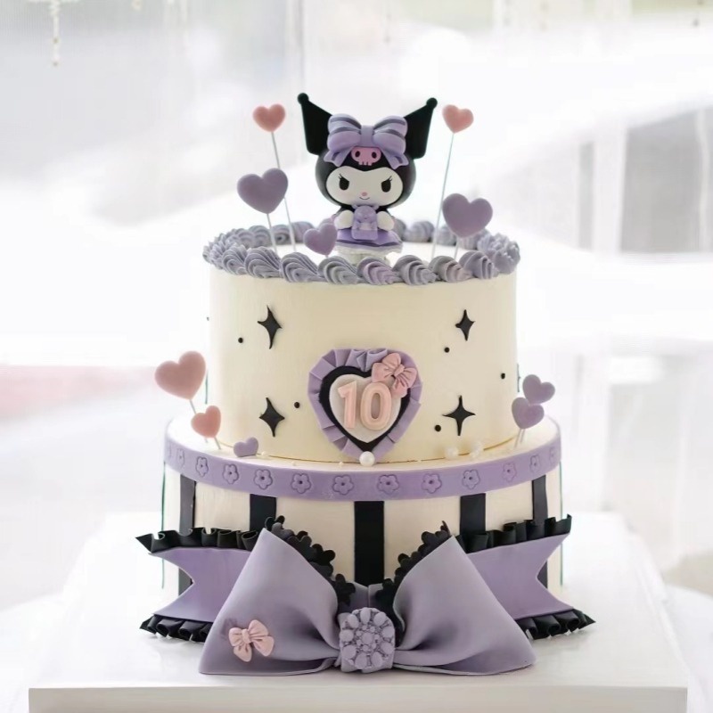Bear holding enamel Kuromi birthday cake decoration ornaments Kuromi ...
