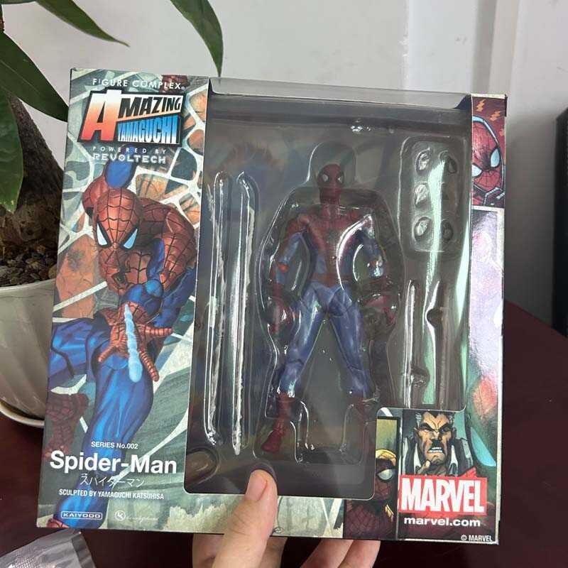 Revoltech Amazing Yamahi Spiderman Spider-man Peter Action Figure ...