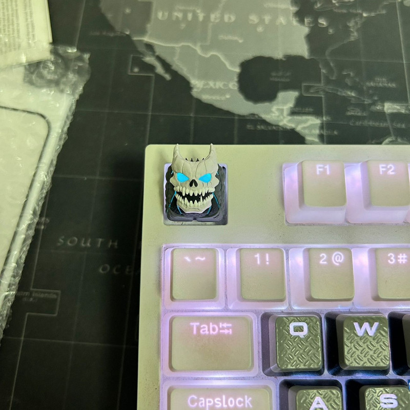 KAIJU NUMBER EIGHT Keycap Cute Cartoon MX Switch Mechanical Keyboard ...