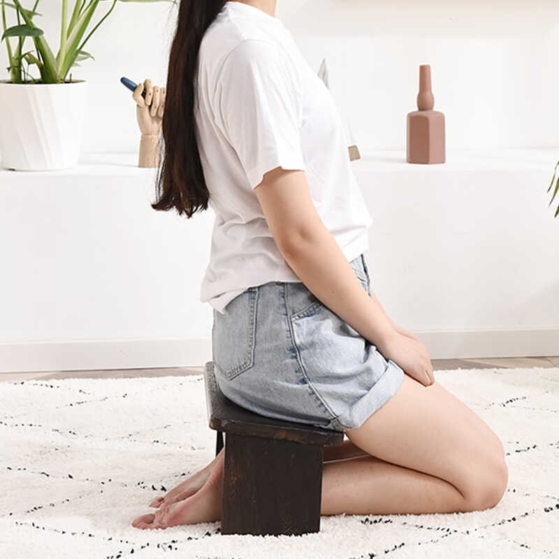 Solid na kahoy na lumuluhod na kalokohan meditasyon kalokohan ...