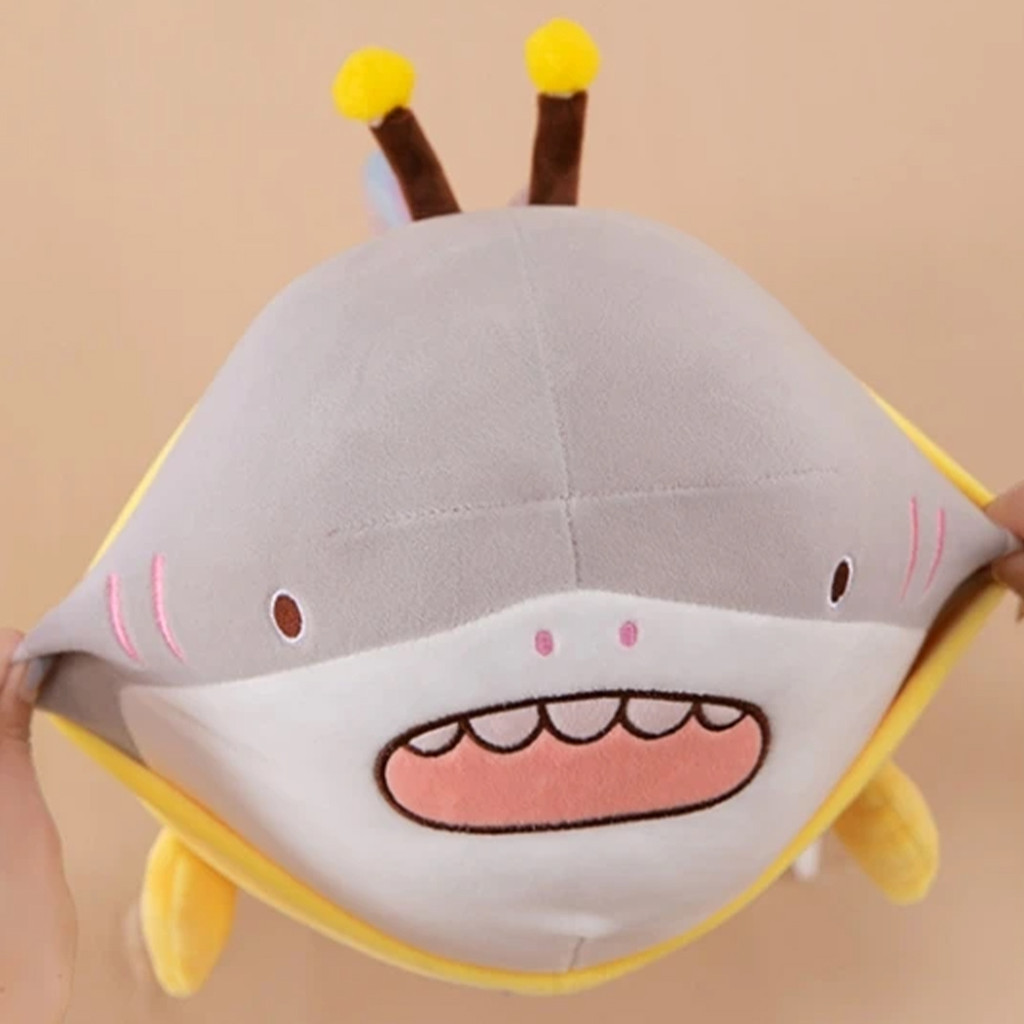 28cm Shark Bee Shark Bee Doll Shark Hug Pillow Action Figure Plush Toy ...