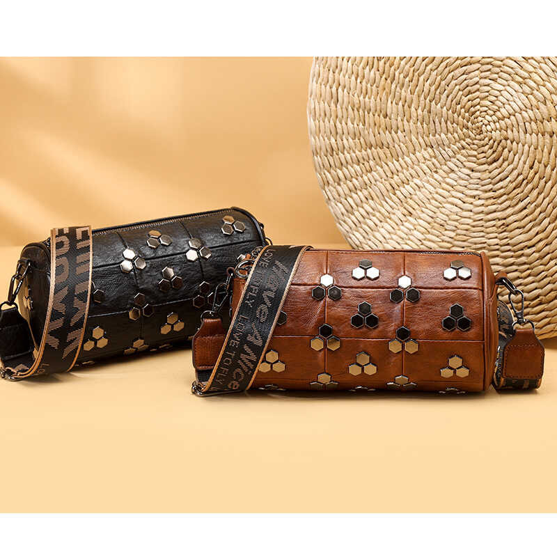 Round Bucket Bag, Women's Crossbody 2025 New Soft Leather Rivet ...