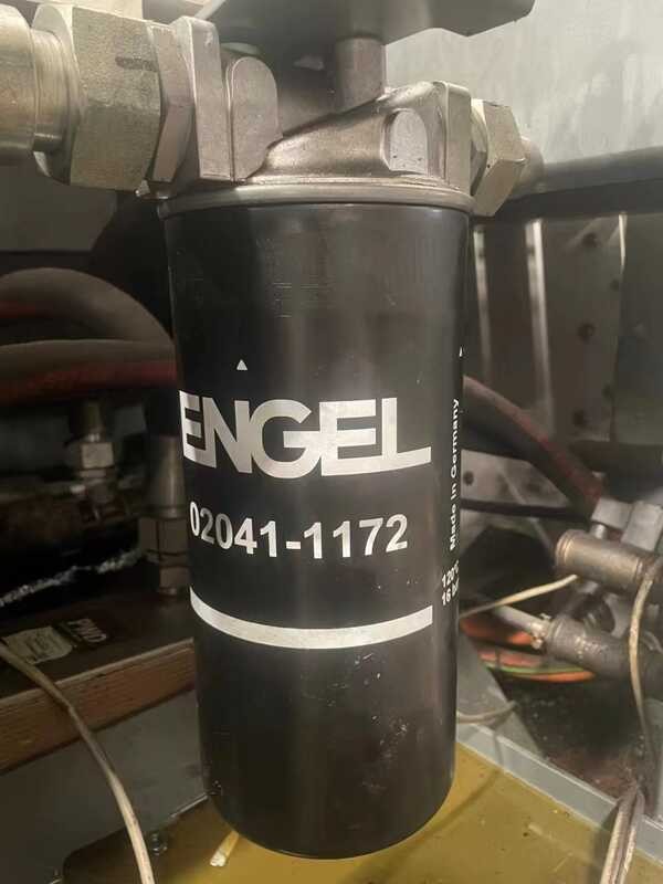 Engel injection molding machine 02041-1172 02041-1160 hydraulic oil ...
