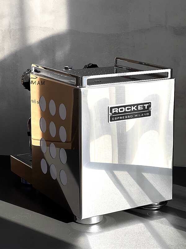 Italian rocket ROCKET APPARTAMENTO semi-automatic single head coffee ...