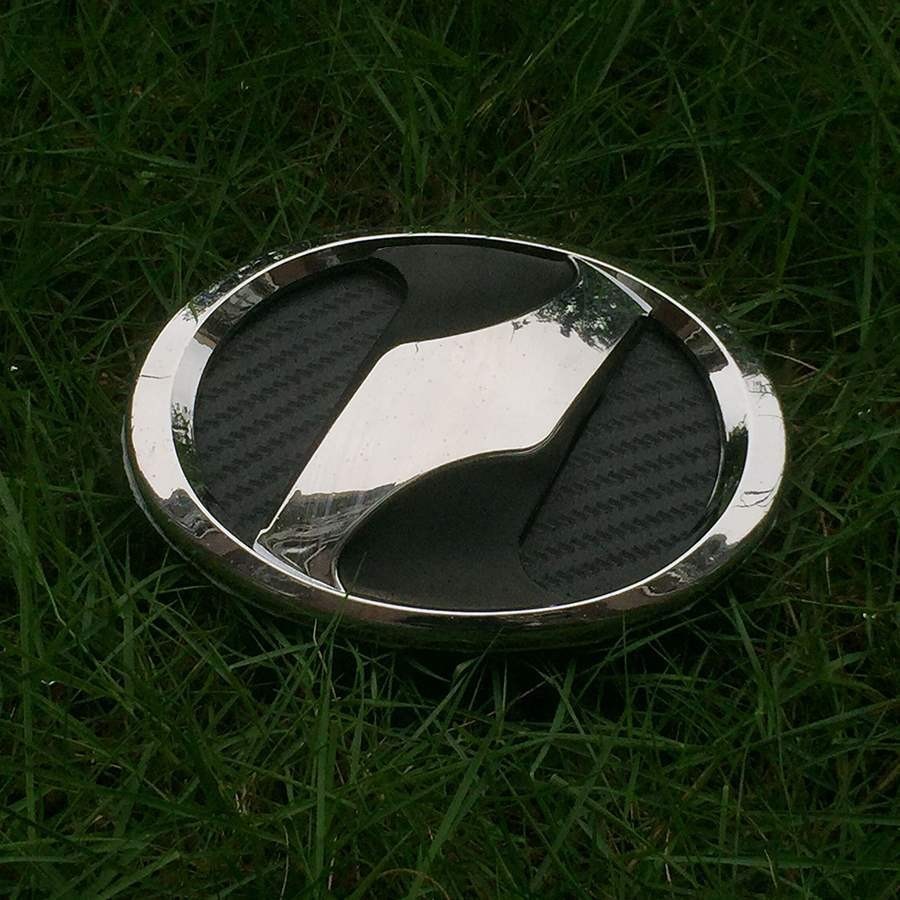 Toyota Vitz Logo Emblem Decal for Vios Camry Corolla Gen 3 Lightning ...