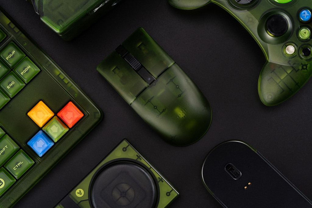 8BitDo Retro R8 Mouse with PAW 3395 Optical Sensor DPI 26K, Wireless 4K ...