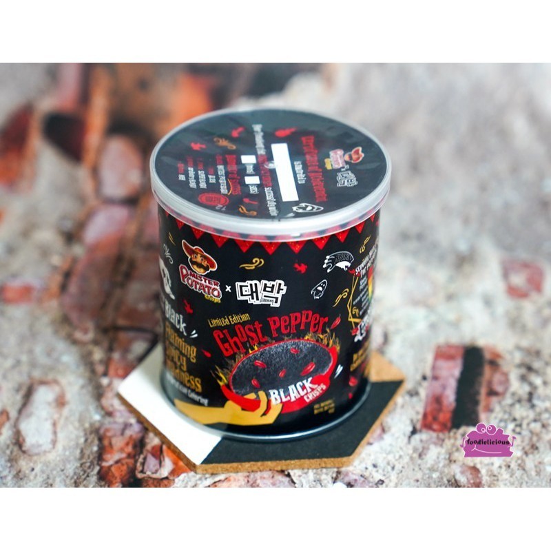 ZEJUN World's Spicy Ghost Pepper Black Crisps Chili Chips 45g | Shopee Philippines