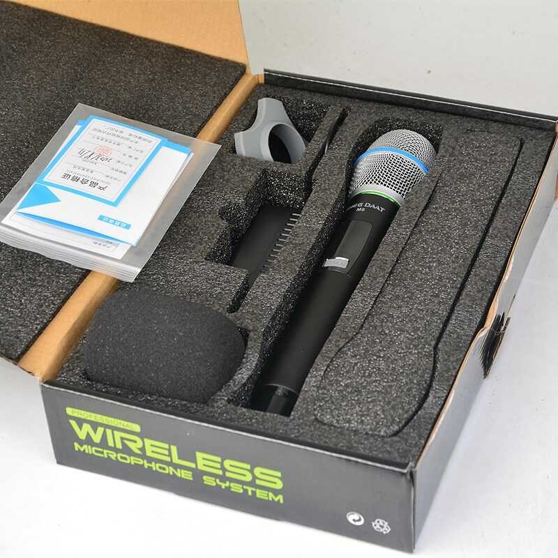 M8 sound card outdoor rechargeable live broadcast wireless D handheld ...