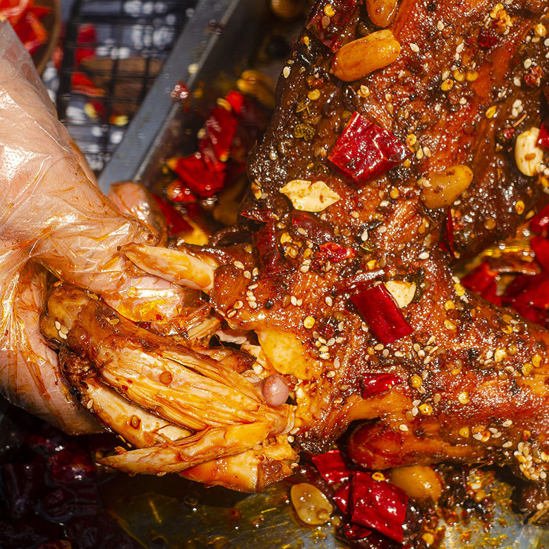 Sichuan Spicy Hand-pulled Roasted Rabbit Whole Cold-eating Rabbit Meat ...