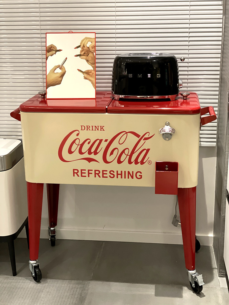 Coca-Cola Outdoor insulated car box / icebox with wheel/camping Hand ...