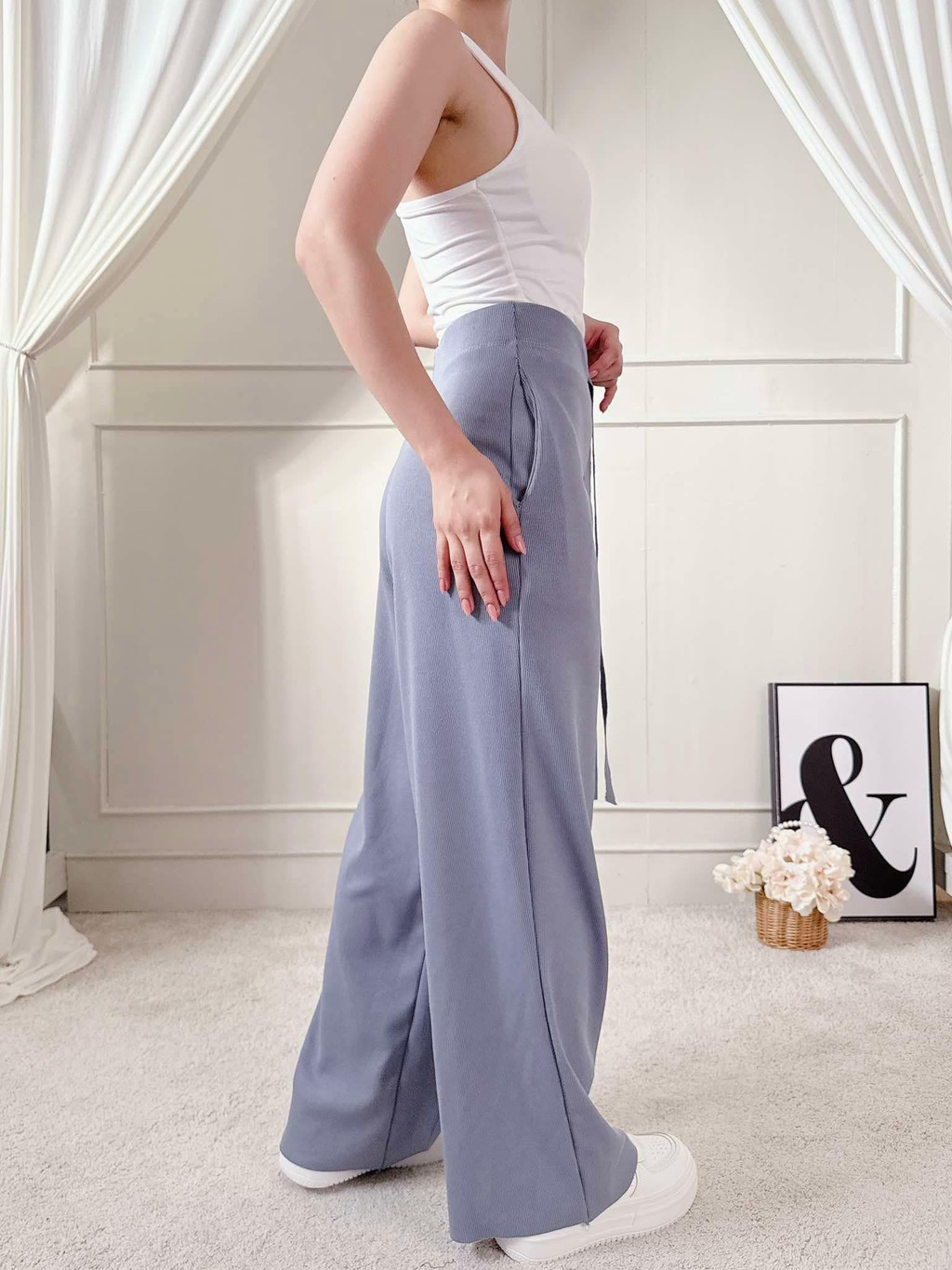 Trendy HALPER Pants with Side Pockets and High Waist Design | Shopee ...