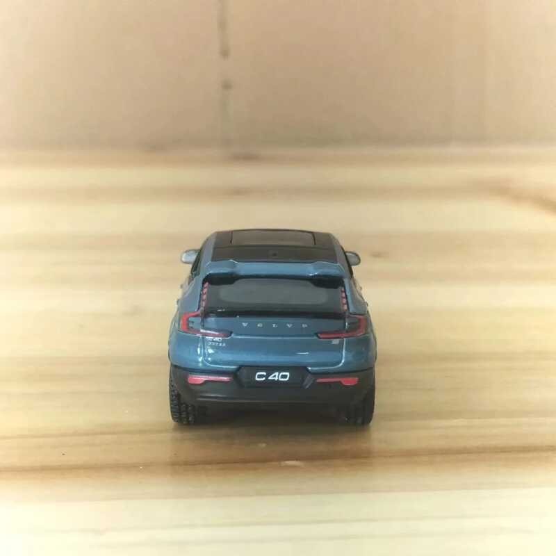 33 Die-Cast 1:64 Scale Original Voo C40 Simulation Alloy Car Model Fan ...