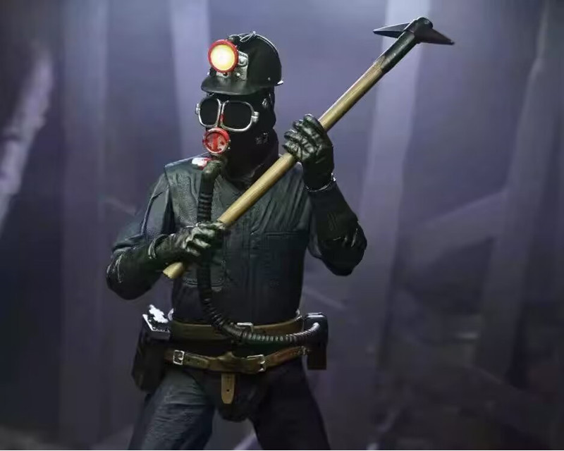 Neca 56085 Bloody Valentine's Day Coal Miner Ultimate 23.3cm Action ...