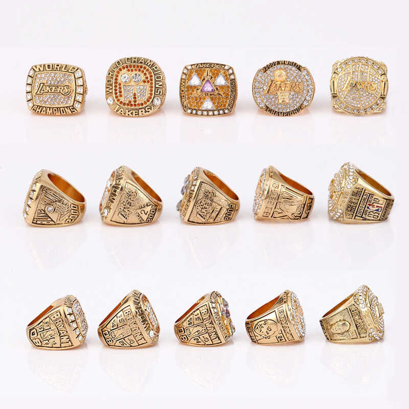 2000, 2001, 2002, 2009, 2010 Basketball Los Angeles Lakers Kobe Bryant ...