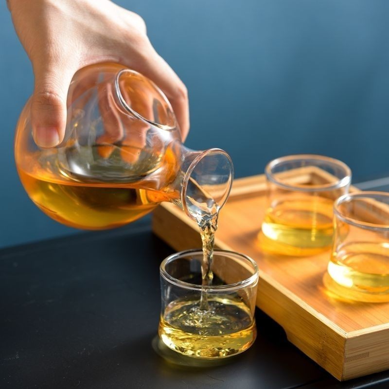 Ice Nest Cooling Summer Room With Ice Cubes Ice Wine Jug Igloo Cooling ...
