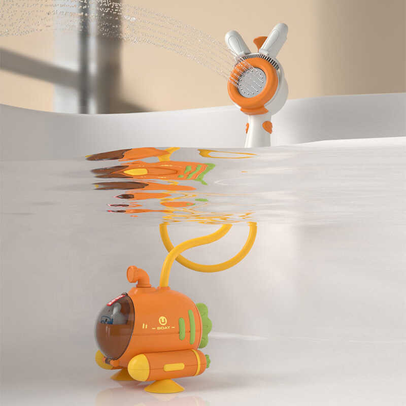 Ang Tubig Para Sa Mga Bata Tag-Init Ay Naglalaro Ng Submarine Shower ...