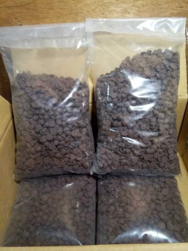 Large Mayfair Semi Sweet Chocolate Chips 1Kg (Droplets) | Shopee ...
