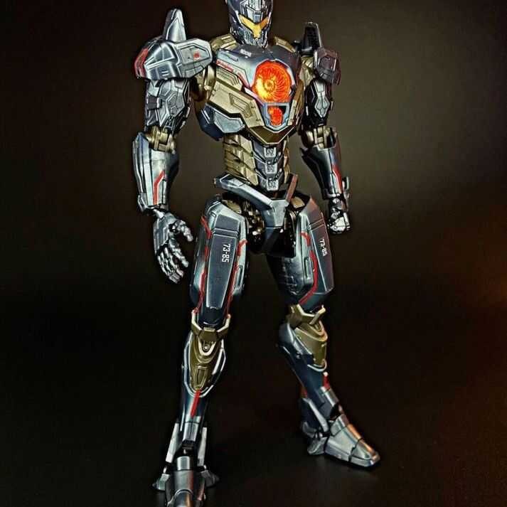 NECA Pacific Rim 2 Luminous Avengers Mech Model Mobile Handheld Storm ...