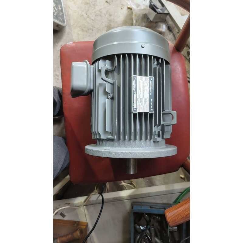 Hitachi 3.7kw 4-pole motor from Japan, voltage three-phase 200v ...