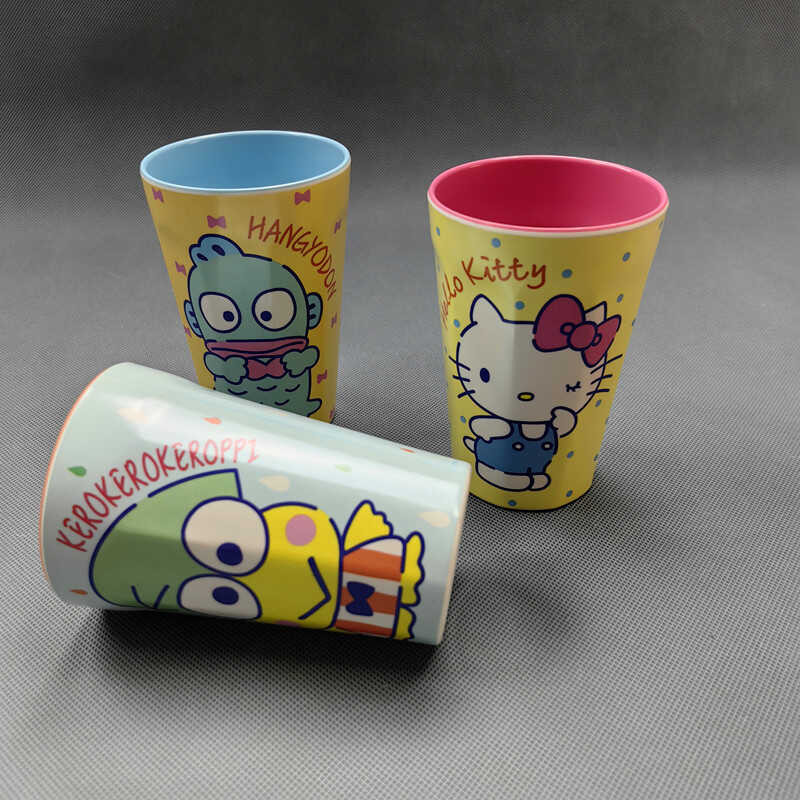 39 Kawaii Sanrio Hello Kitty Hanyodon Keroppi Water Girl Student Drink ...