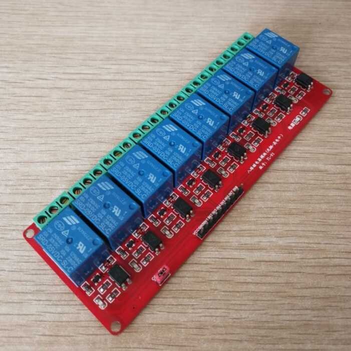 Yl- 95 8 -way relay module optocoupler isolation 5 V high-level pull trigger development board ...